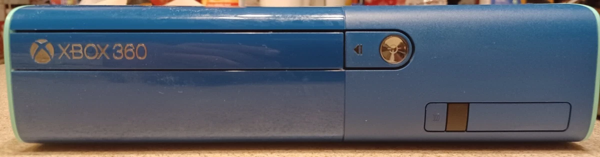 Xbox 360 Slim Blue