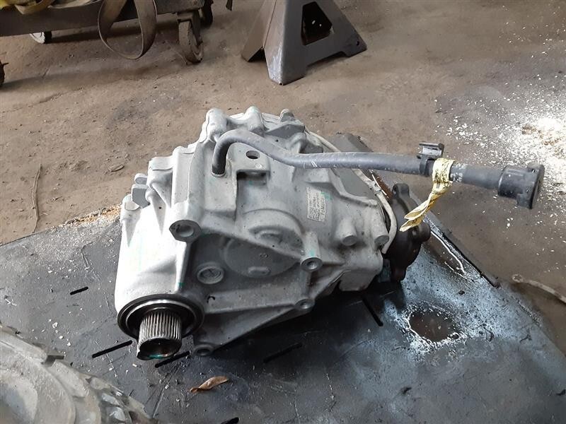 2013-2018 Ford Explorer Transfer Case 3.5L With Oil Cooler Assembly OEM ...