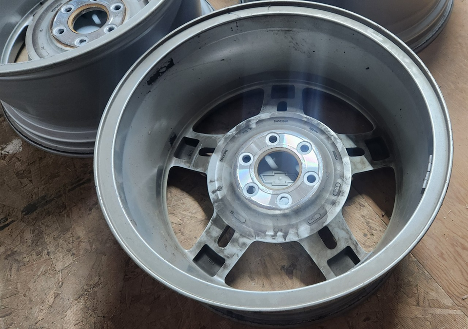 Chevy SSR SET of 4 aluminum wheels rims 19x8 20x10 6x127 OEM front rear ...