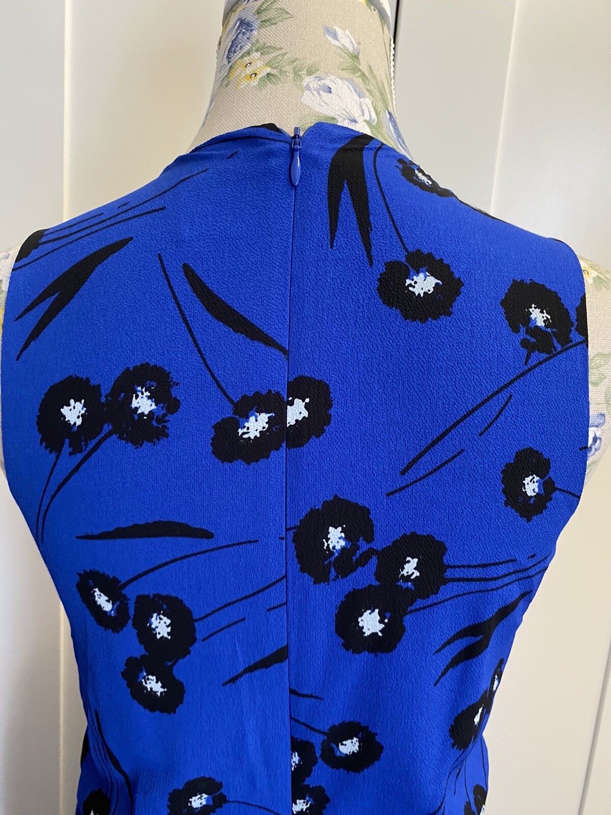 CUE CITY Royal Blue Black Floral Wrap Front Dress Size 6 8 EBay cue-city-royal-blue-black-floral-wrap-front-dress-size-6-8-ebay