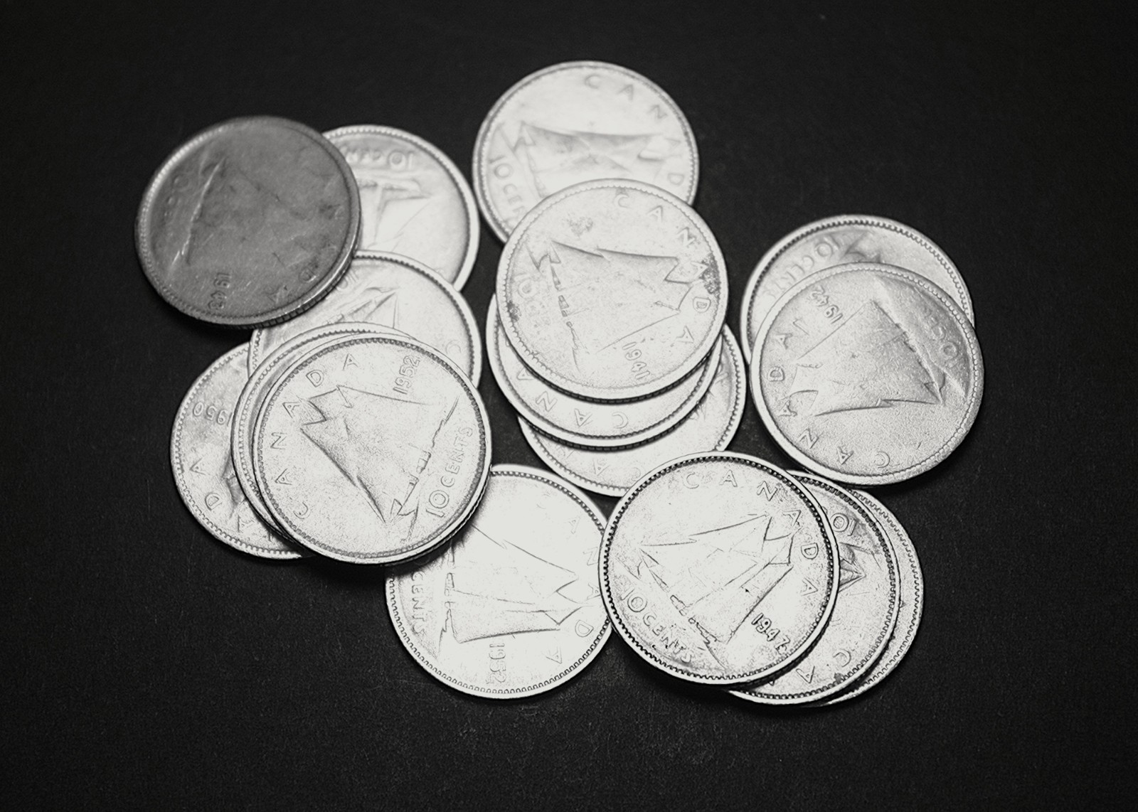 Pre 1963 - Canadian 10c coins - 17 pc lot - 1 OZ of PURE SILVER ...