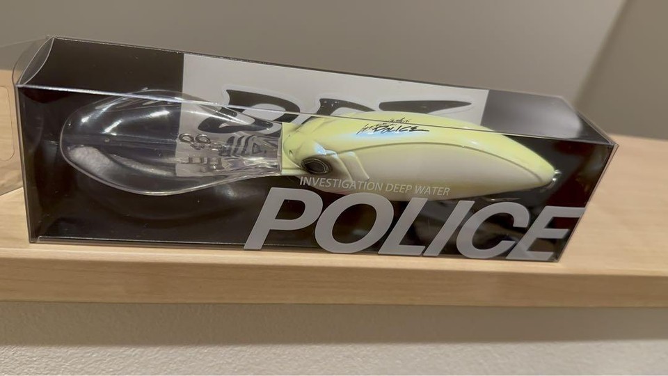 DRT POLICE Queen crank Fishing Lure big bait Lure | eBay