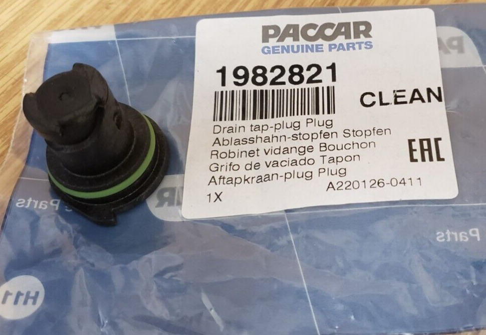 NEW PACCAR ESI MX-13 EPA 21 ENGINE OIL, DUAL FUEL FILTERS SERVICE KIT ...