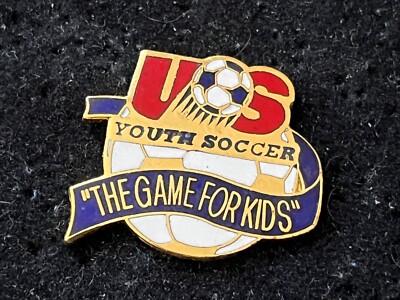g PINS PIN ENAMEL FOOTBALL SOCCER FOOT USA GAME FOR KIDS EGF | eBay