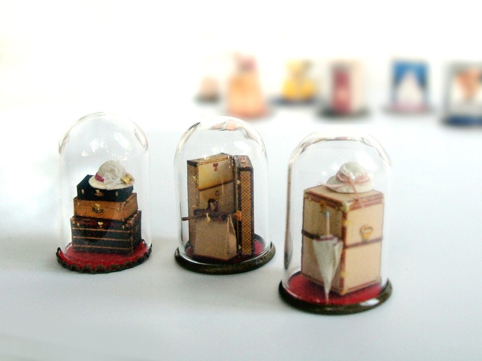 Garret made Antique Louis Vuitton small trunk paper craft 1:48, in ...