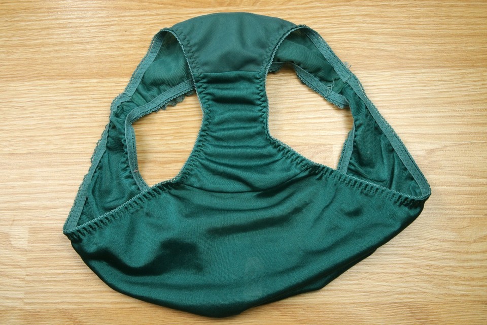 VINTAGE JAPANESE NYLON SHINY SLIPPERY PRETTY CUTE DARK GREEN PANTY ...