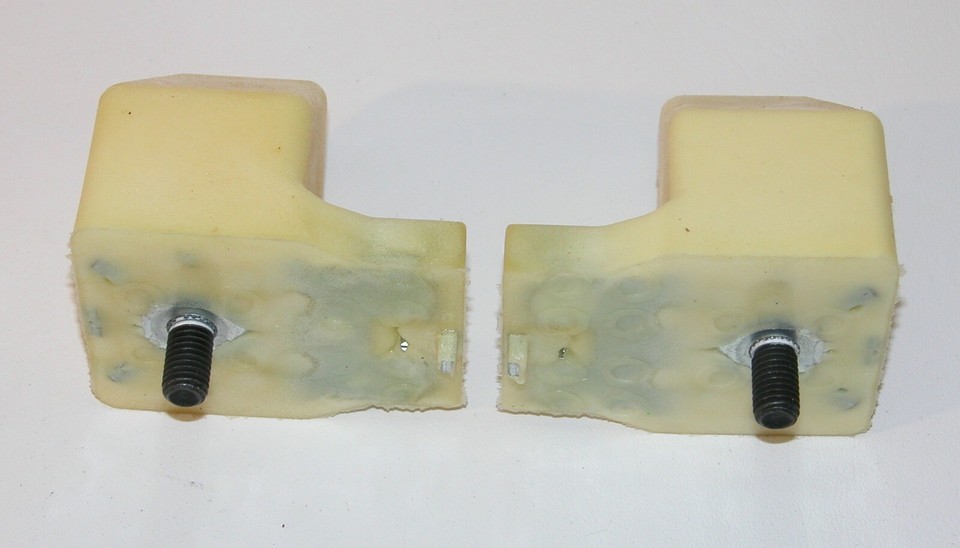 New GM Pair Front Lower Control Arm Bumpers For 07-10 Silverado Sierra ...