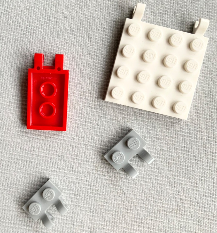 MIXED LOT OF 4 LEGO PIECES MODIFIED PLATES WITH 2 OPEN O CLIPS RED ...