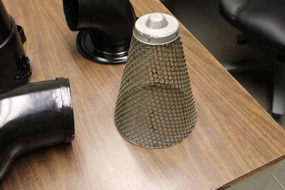 1963 1964 1965 Corvette Original Rochester Fuel Injection Air Cleaner ...