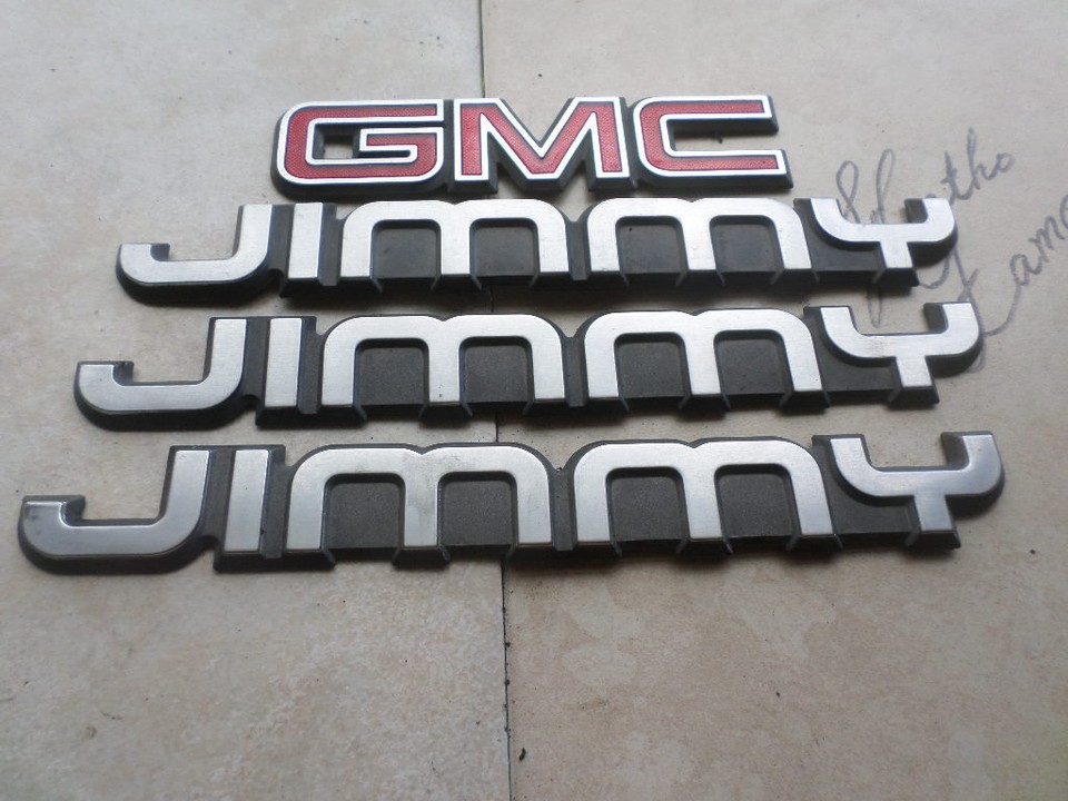 98-01 OEM GMC Jimmy Logo 15700054 Emblem 15029627 Decorative Ornament ...