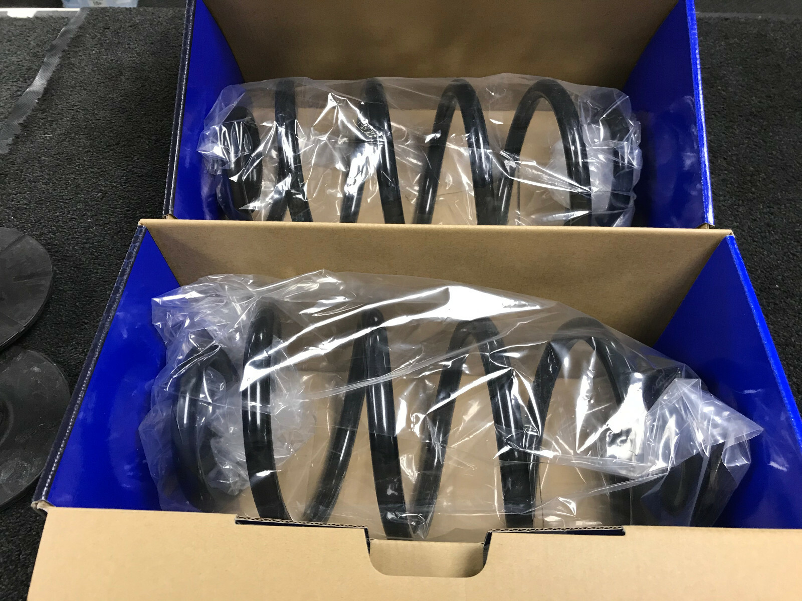 FOR MERCEDES VIANO W639 REAR COIL SPRING AIR SUSPENSION SPRING ...