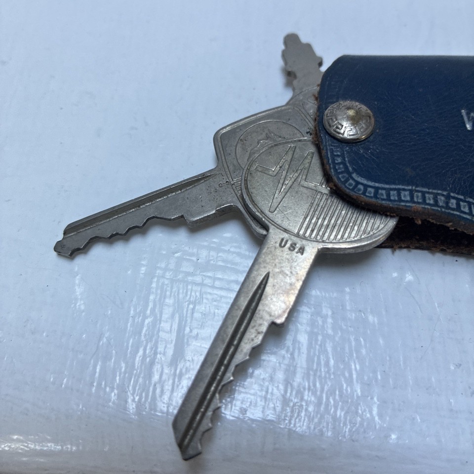 Vintage Lincoln Mercury keys and Manchester Conn. dealer fob | eBay