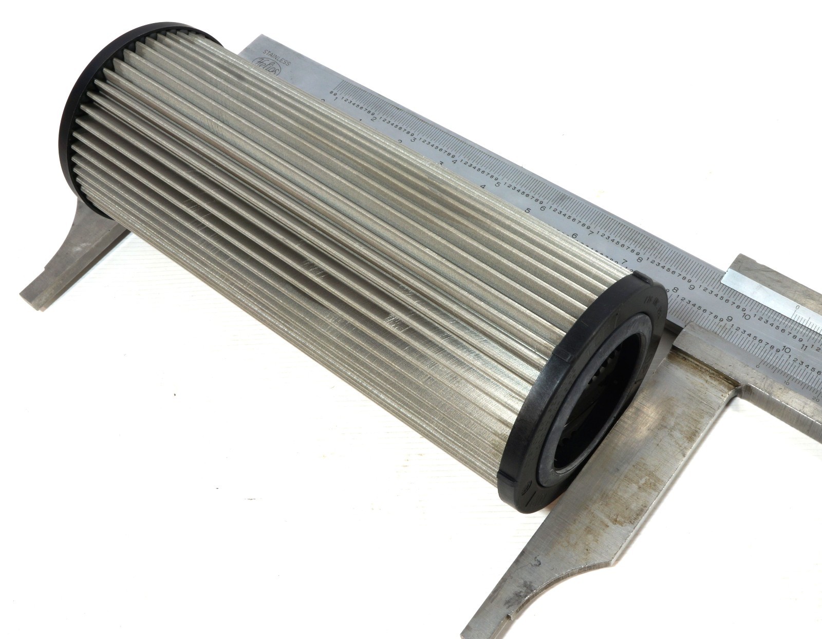 Genuine FTG LFS RK759 Oil filter Element for the LFS 703-714 FILTERS ...