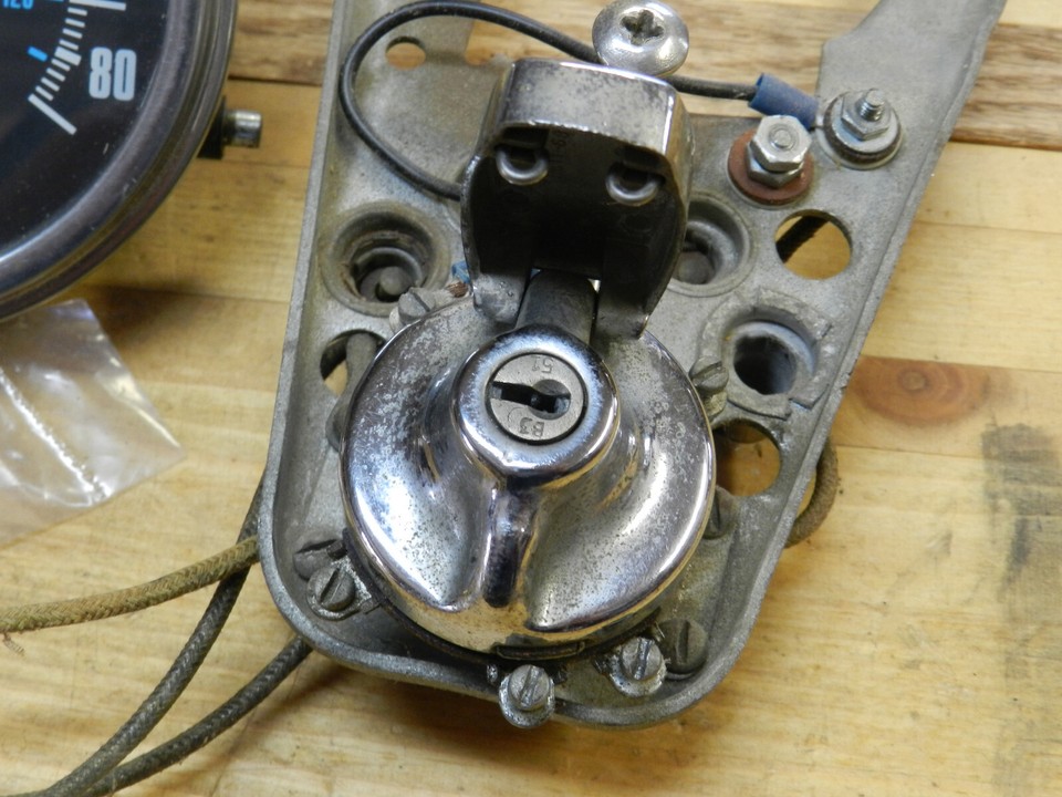 Harley Davidson Shovelhead/Evo Original OEM Speedometer, Base, Ignition ...