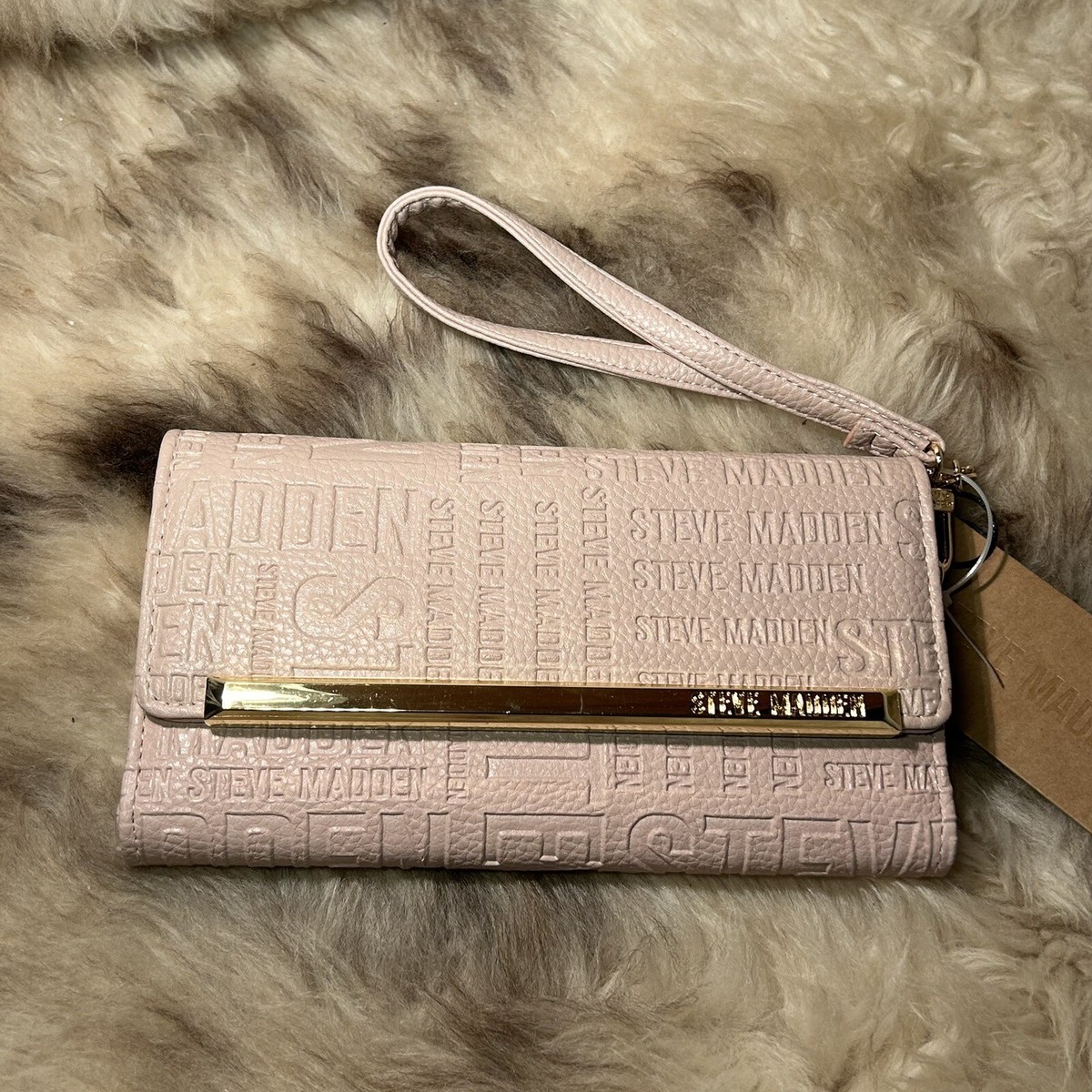 NWT Steve Madden Logobar Trifold Wristlet - Pretty Blush Pink | eBay