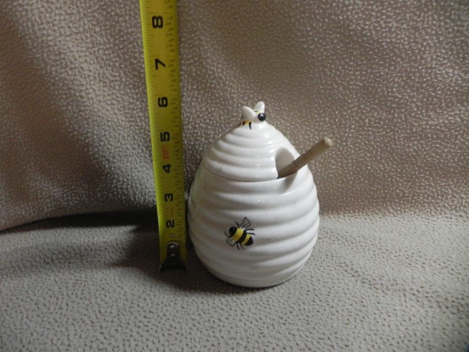 Ceramic Lidded Beehive Design Pot/Jar & Wood Dipper w/ Bee Decor on Jar ...