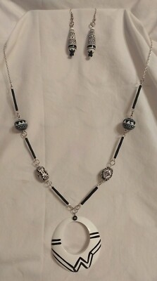 Silver 24" Black White Geometric Bead Pendant Segmented Chain Necklace ...