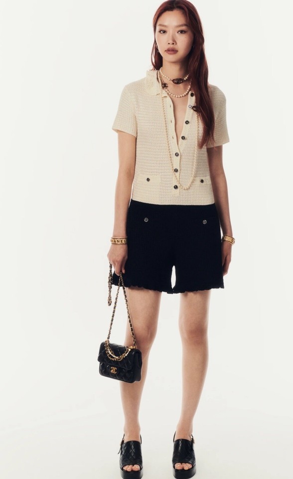 CHANEL 24P Black Flap Bag Pearls Gold Hardware - 💥2024 Latest ...