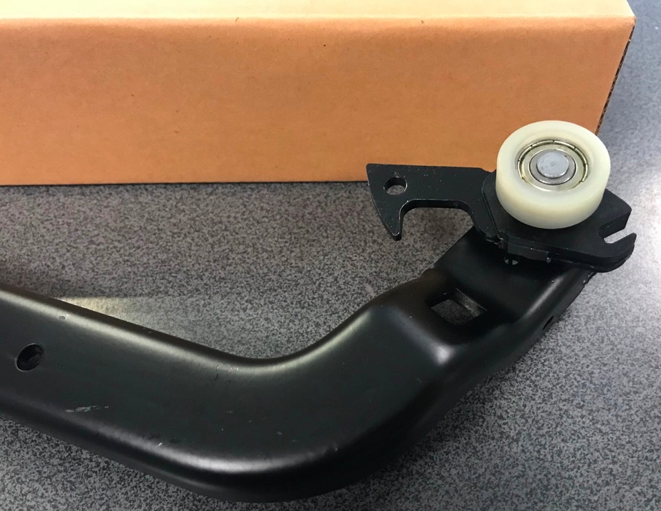 Right Lower Sliding Door Roller Mercedes Sprinter VW Crafter 9067600547 ...