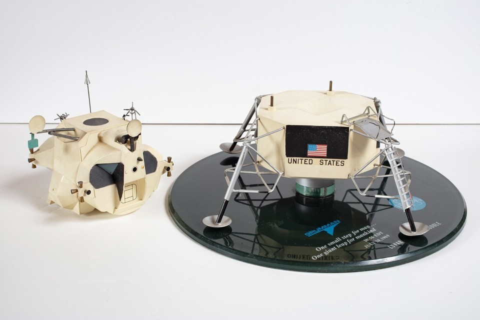 Grumman NASA Lunar Module LEM Model & CONTRACTOR SPEC. SHEETS | eBay