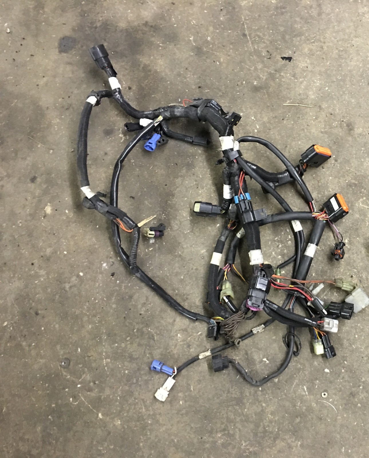 Polaris Rush Pro R RMK Switchback 600 IQ indy 10 11 12 main wire ...