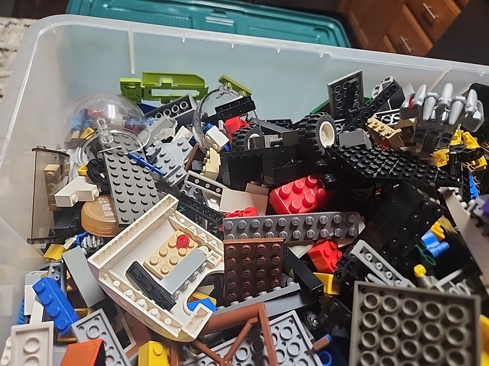 Legos Bulk Lot Of 32 lbs Mixed LEGOS Read | eBay