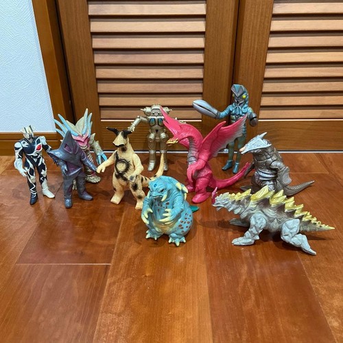 Ultraman Vinyl Figure Set 10, Soft Collectible, Used With Damage | eBay