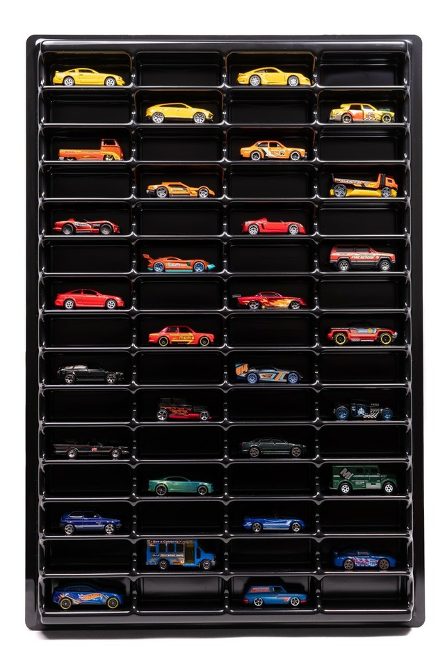 Hot wheels display case w/clear dust cover for 65 loose diecast cars ...