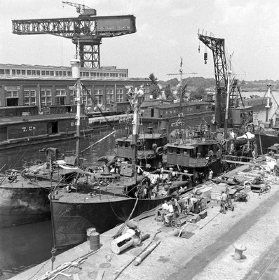 WW2 Photo WWII US Navy Base Norfolk Virginia Docks 1941 World War Two ...