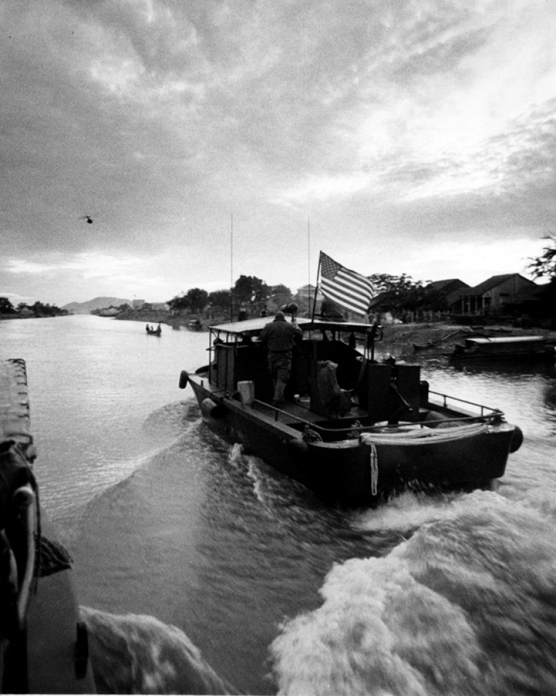 RIVER PATROL FORCE VIETNAM LAPEL HAT PIN UP US NAVY TASK FORCE 116 PRB ...