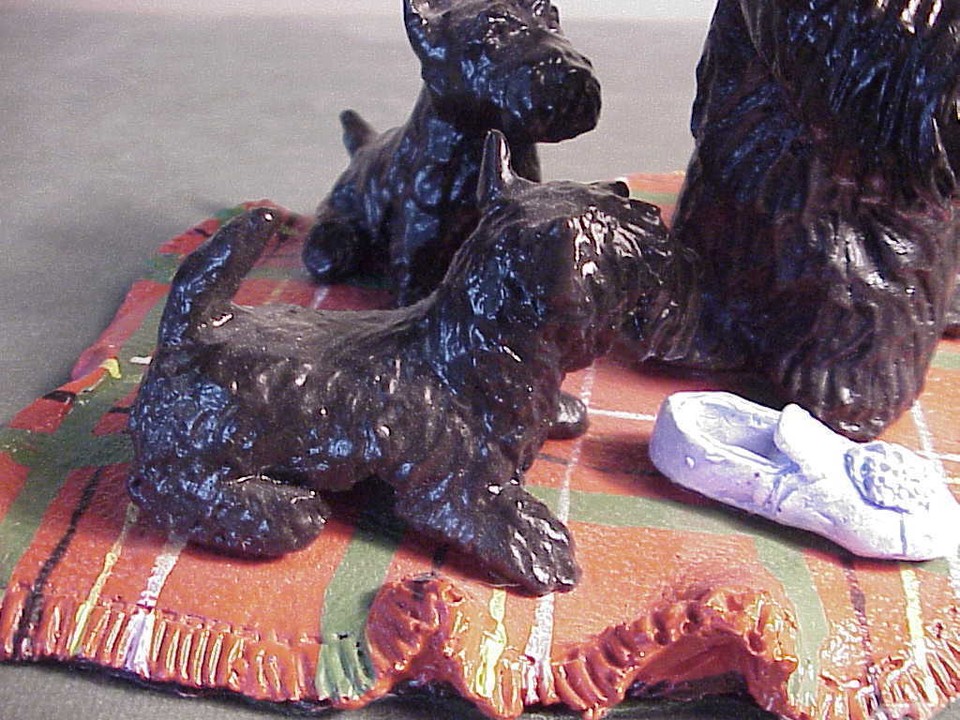 VINTAGE HAND-MADE ENGLISH SYLVIA SMITH SCULPTURE - MOM & PUPS SCOTTISH ...