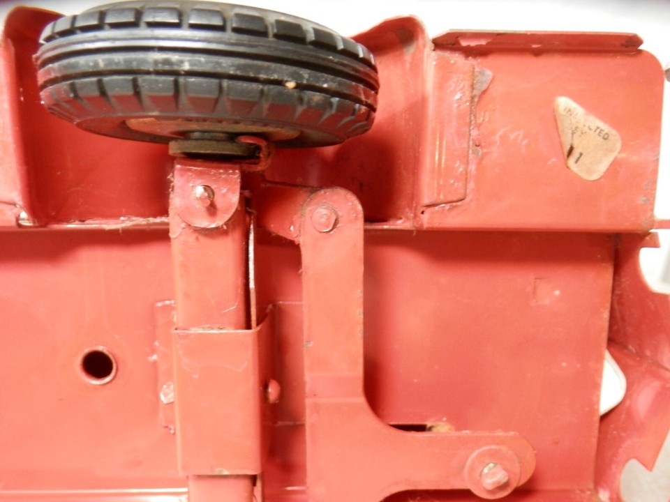 Vintage Doepke Rossmoyne Fire Engine Ladder Truck, Model Toys Red w ...