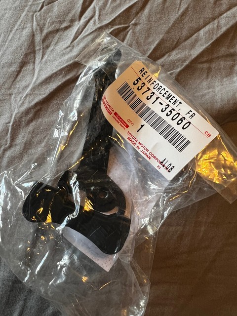 Toyota 5373135060 Genuine OEM Factory Original Mount Bracket for sale ...