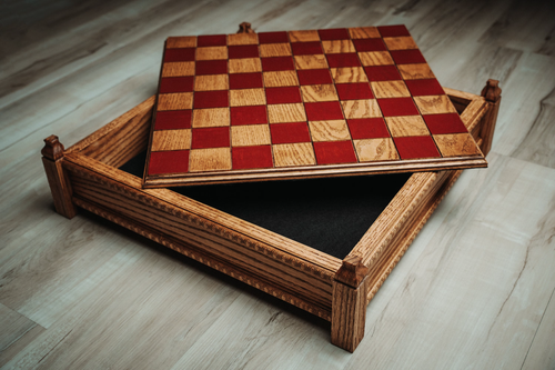 Isle of Lewis Chessmen, Board & Case (FULL SIZE REPRODUCTIONS) | eBay