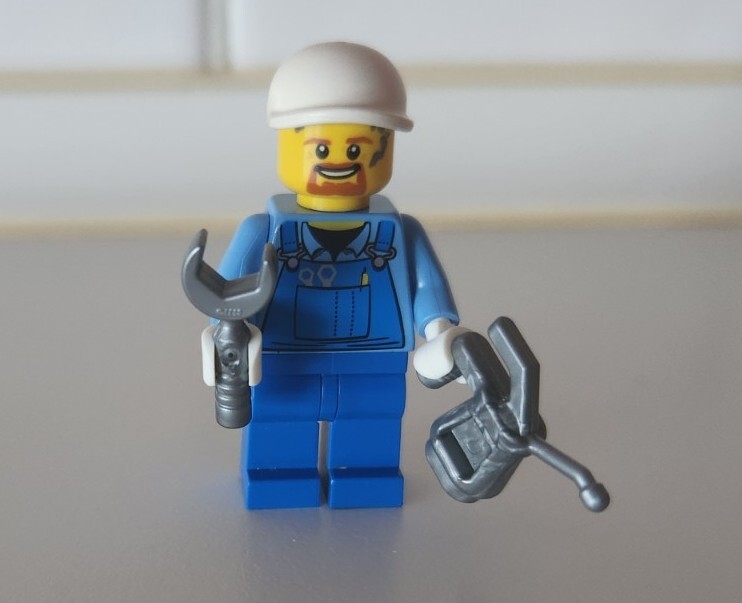 LEGO mechanic minifigure tradie oil can silver spanner tools worker ...