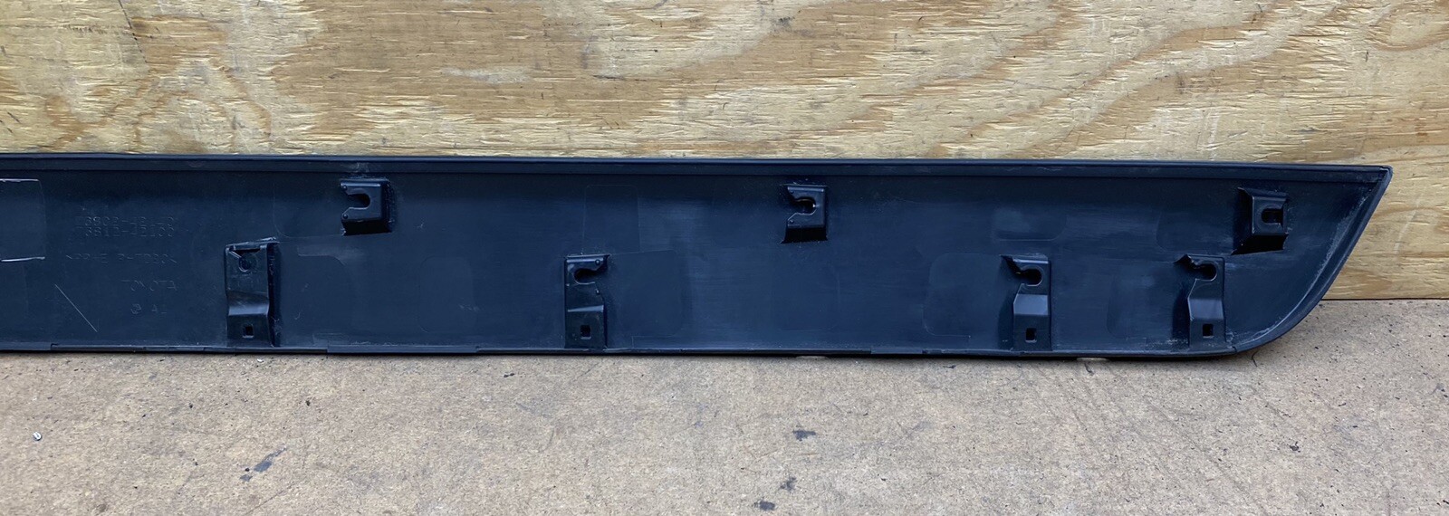 2019-2020 TOYOTA RAV4 TRIM MOULDING LIFT GATE HATCH 76802-42140 OEM | eBay