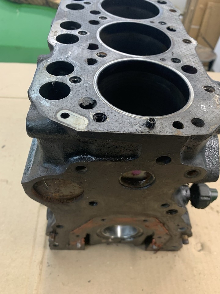 John Deere Diesel AM876419 3TNA72UJ Engine Block Used 12/25-15 | eBay