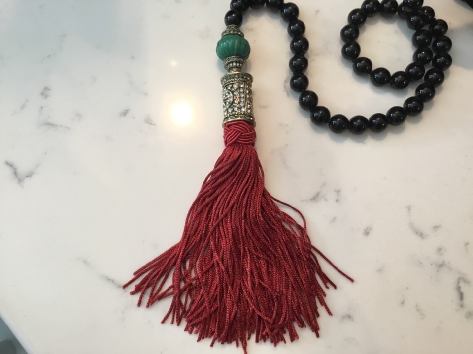 SIGN HEIDI DAUS JET, JADE & CLEAR CRYSTAL ASIAN SILK TOSSEL LARIAT ...