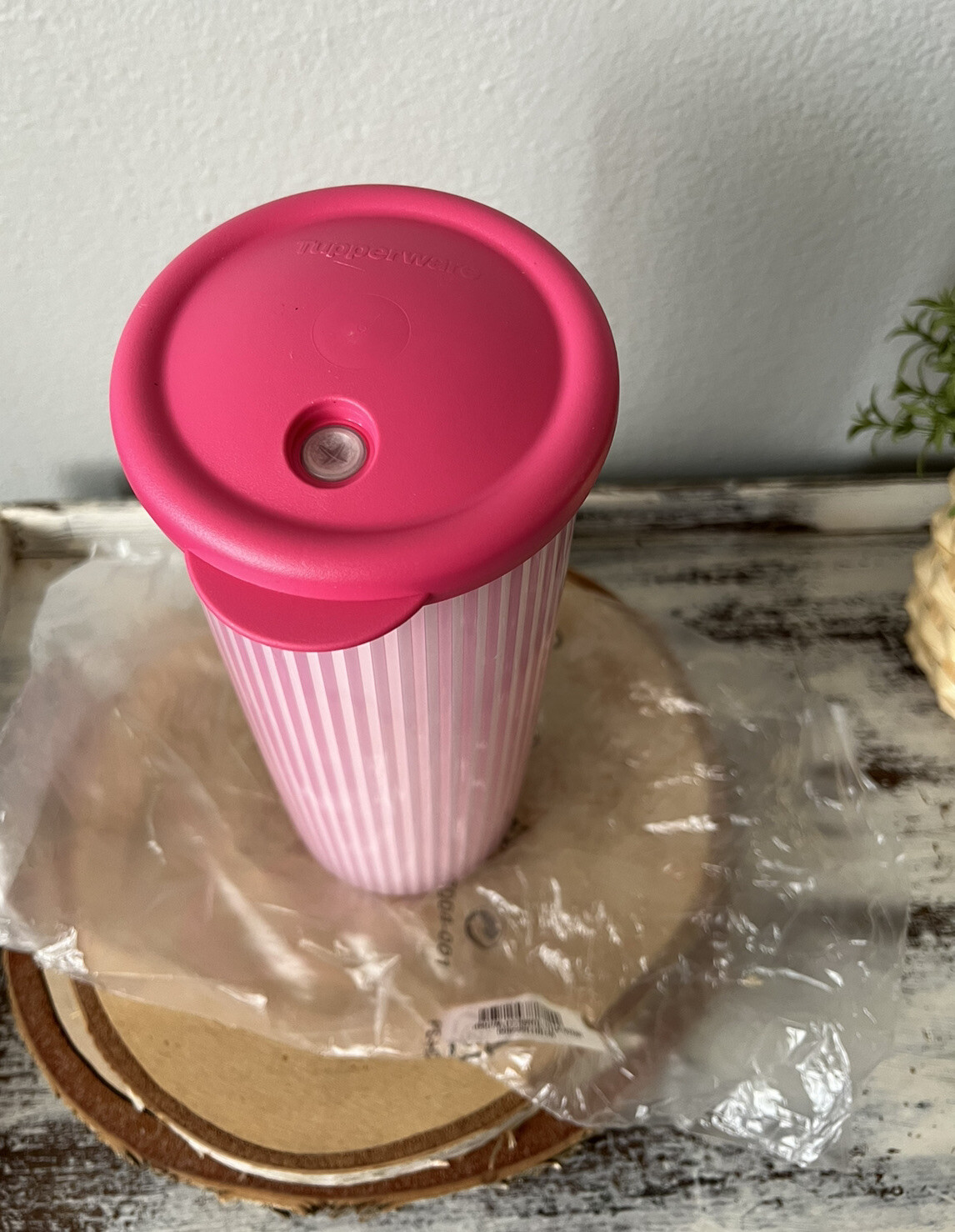 Tupperware+Insulated+24+oz+Ounce+Tumbler+Cup+Lid+3329A+4184A for sale ...