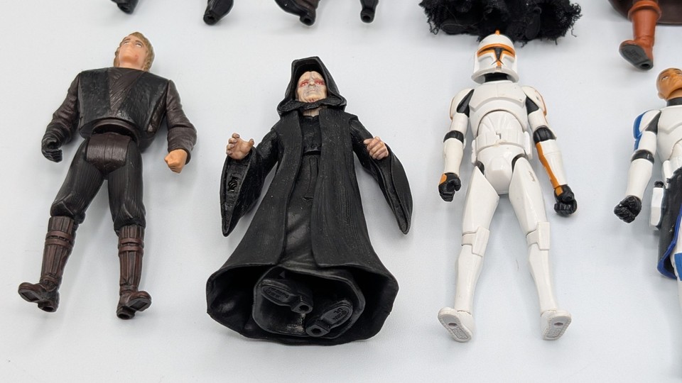 Star Wars Action Figure Lot Of 22 1998 To 2008 Various Action Figure ...
