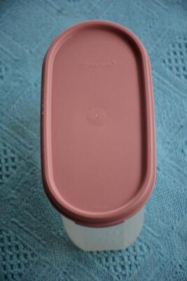 TUPPERWARE Modular Mates FOOD/PANTRY STORAGE. PINK Lid. Clear base. GR8 ...