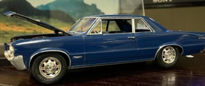Monogram 1:24 Scale 1964 Pontiac GTO Hand Made Blue Model Kit | eBay