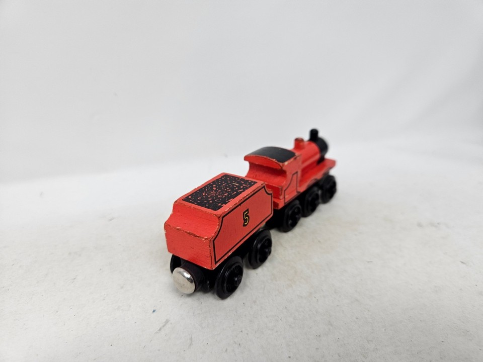 Thomas & Friends Wooden Railway James No Stripe Flat Magnet Tender Tank ...