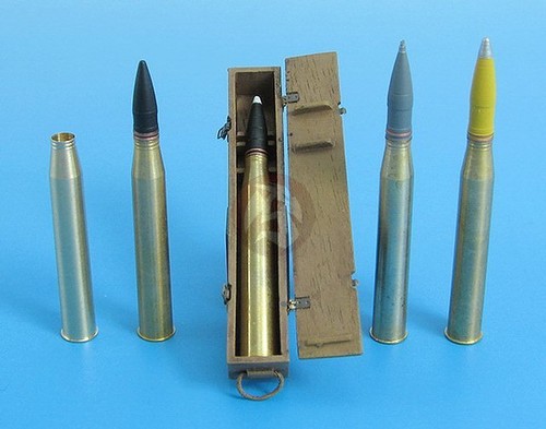 Eureka XXL 1/35 8.8cm Pzgr.Patr.40/43 APCR Ammo & Crate Tiger II KwK.43 ...