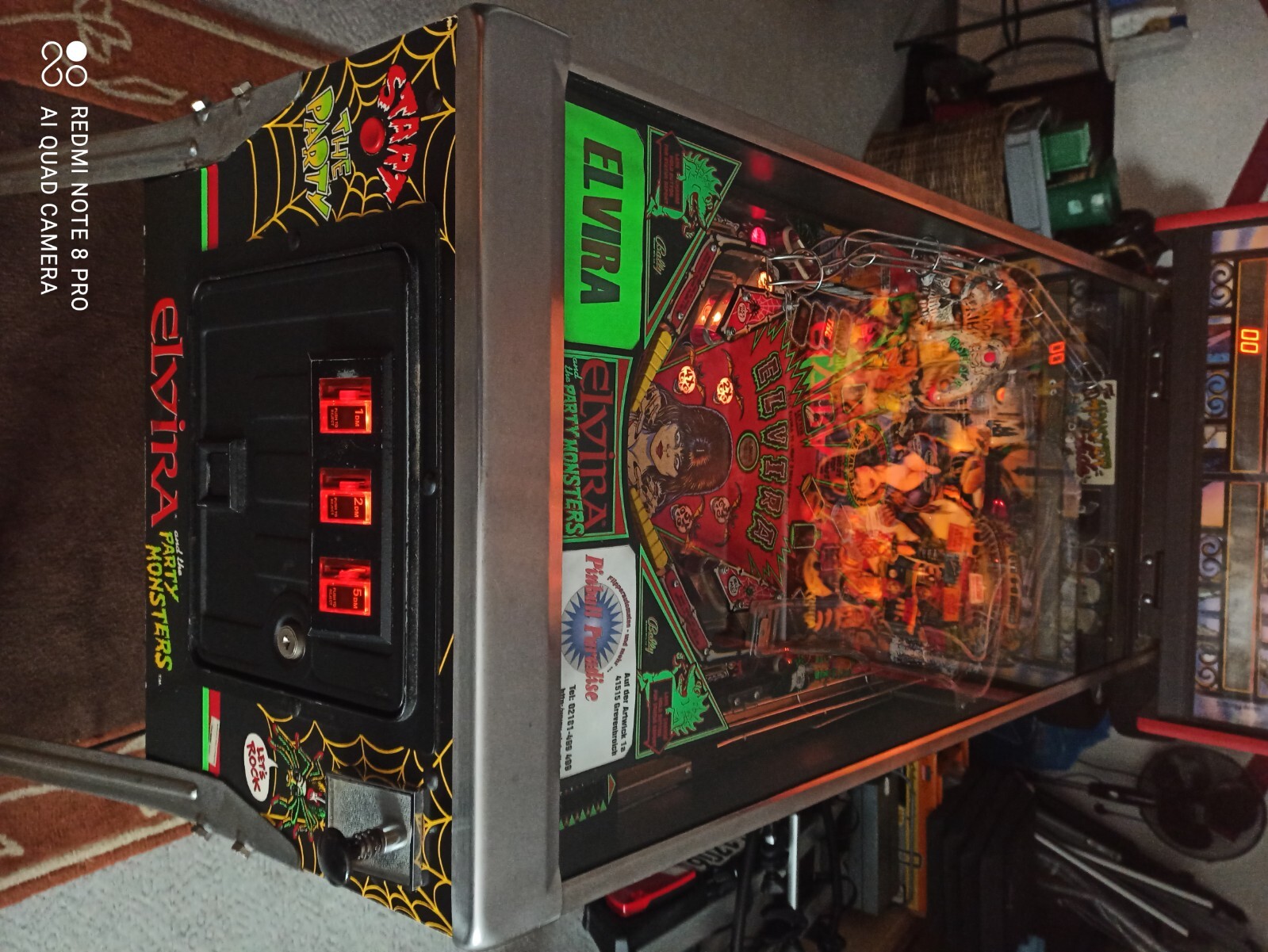 Flipper Elvira and the Party Monsters | eBay.de