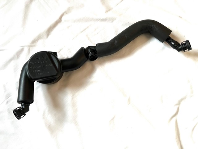 BMW 5 E60 Crankcase Breather Hose Pipe 11617563477 Genuine for sale ...