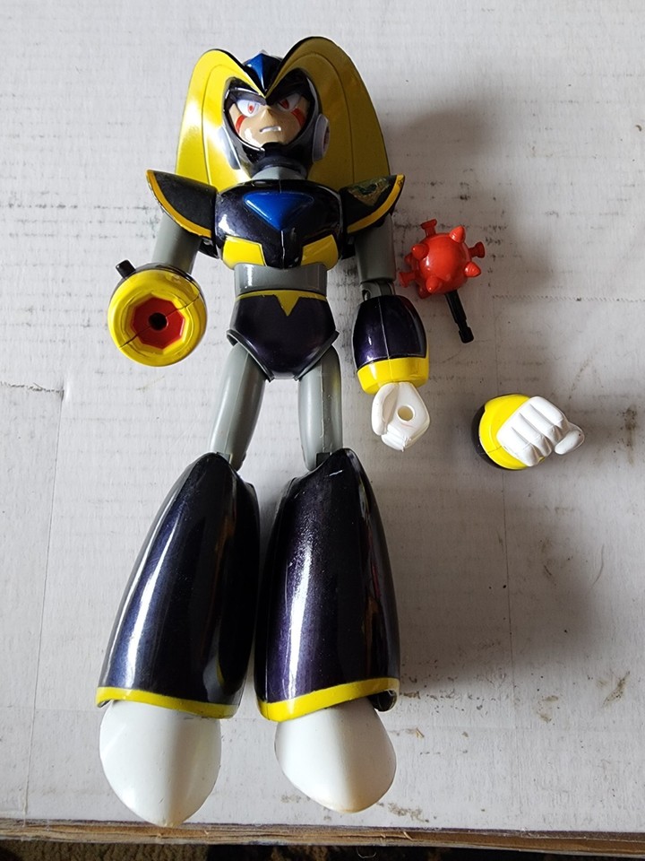Jazwares 6" Mega Man Bass Action Figure 2003 Megaman Capcom Projectile ...