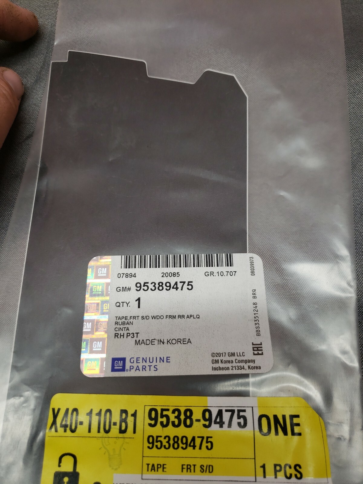 GM 95389475 Black Out Tape, Right Rear OEM (J1856 DS661 B4) | eBay