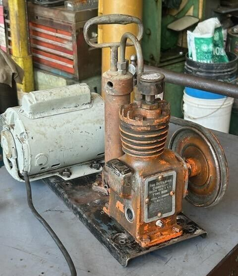 Vintage DeVilbiss Air Compressor Pump Toledo Ohio Cast Iron USA Made GE ...