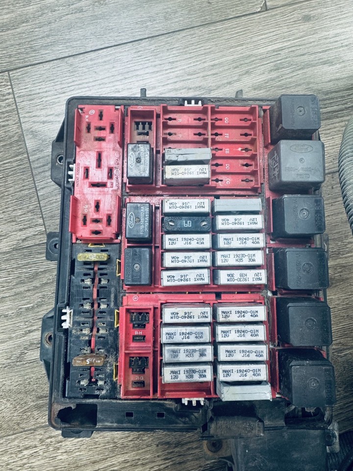 Ford F650 F750 Power Distribution Fuse Box & Main Wiring Harness CAT ...